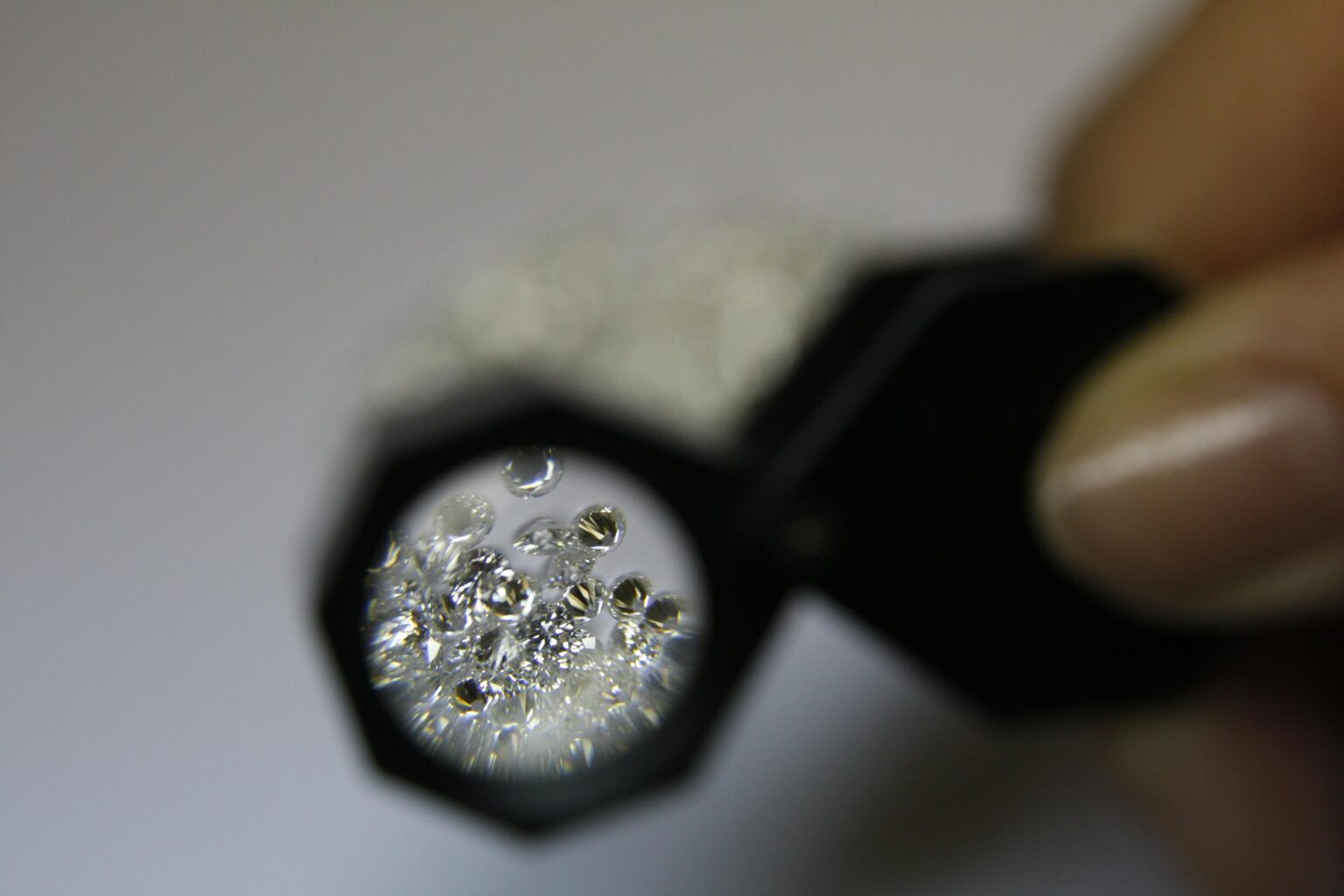 How to Tell if a Diamond is Real | Diamonds.com